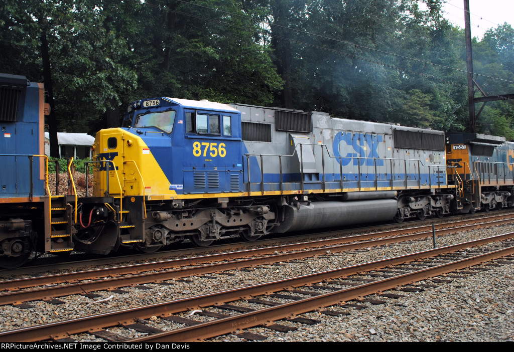 CSX SD60M 8756 trails on X410-31